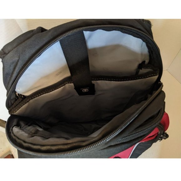 Swiss Gear | Bags | Swiss Gear Airflow Smart Padded Laptop Tablet ...